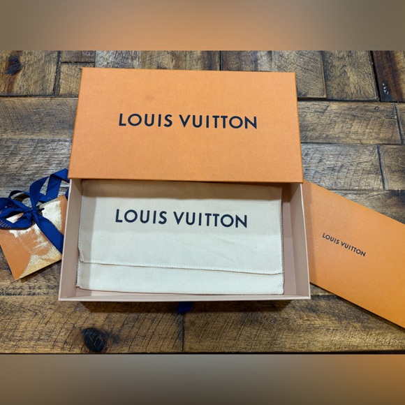 Louis Vuitton | Other | Louis Vuitton Signature Orange Box With Cream ...